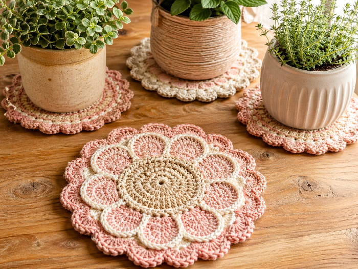 Crochet Flower Coasters – Romantic Free Pattern with Leftover Yarn